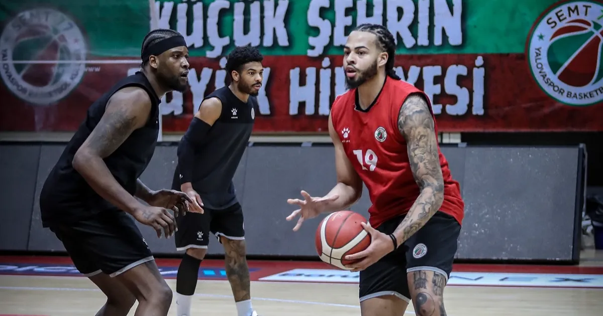 Bryan Griffin takımla ilk antrenmanına çıktı - Yalova Haberleri