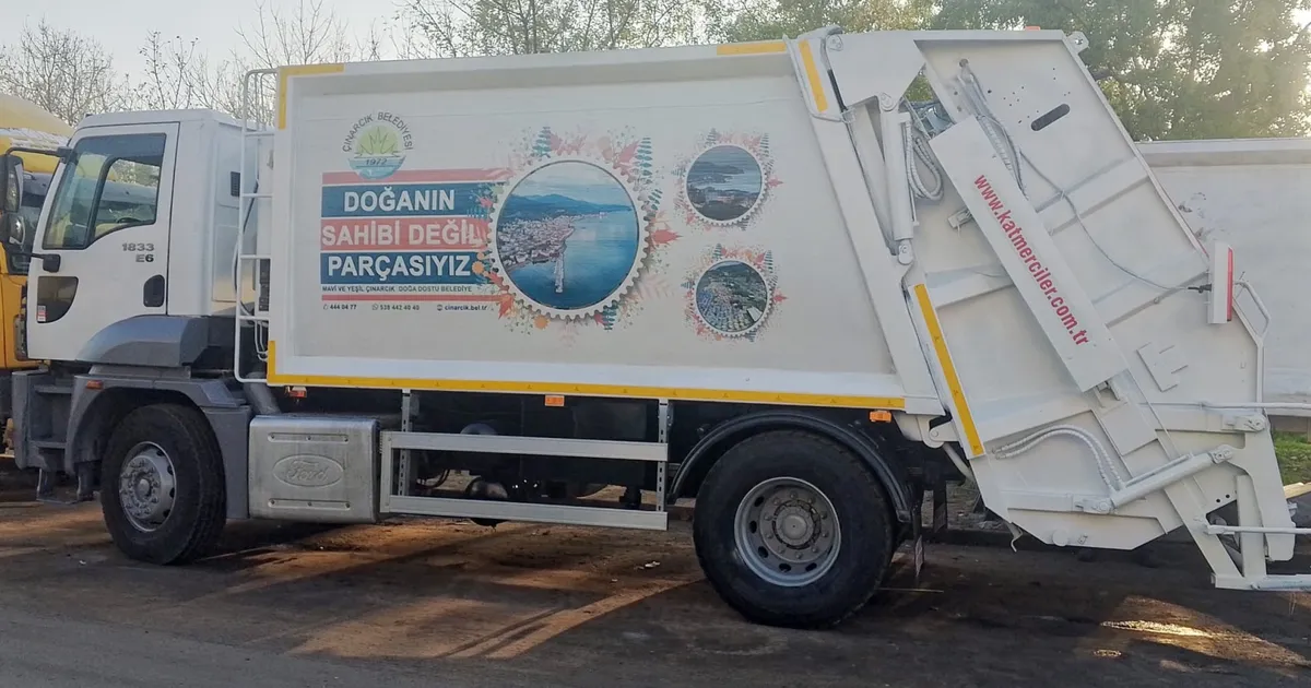 Çöp kamyonu yenilenmiş haliyle hizmete başladı - Yalova Haberleri