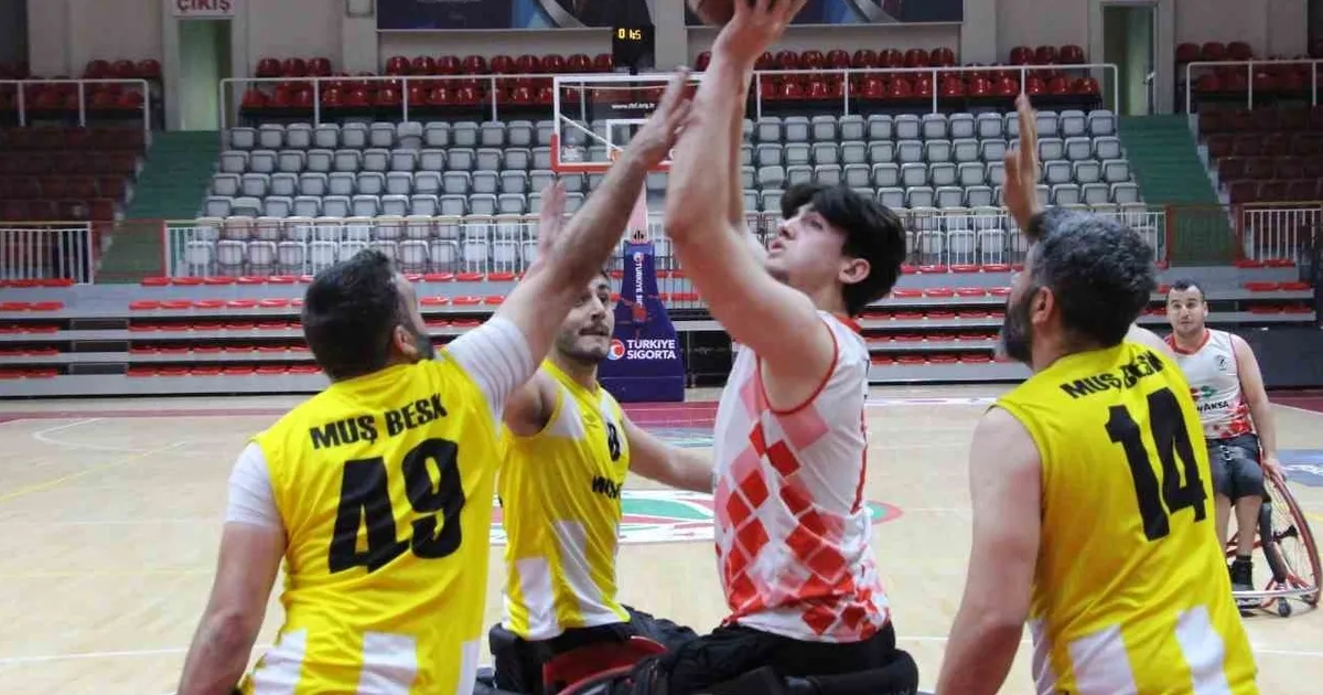 YOSK evinde Muş BESK’e mağlup oldu - Yalova Haberleri